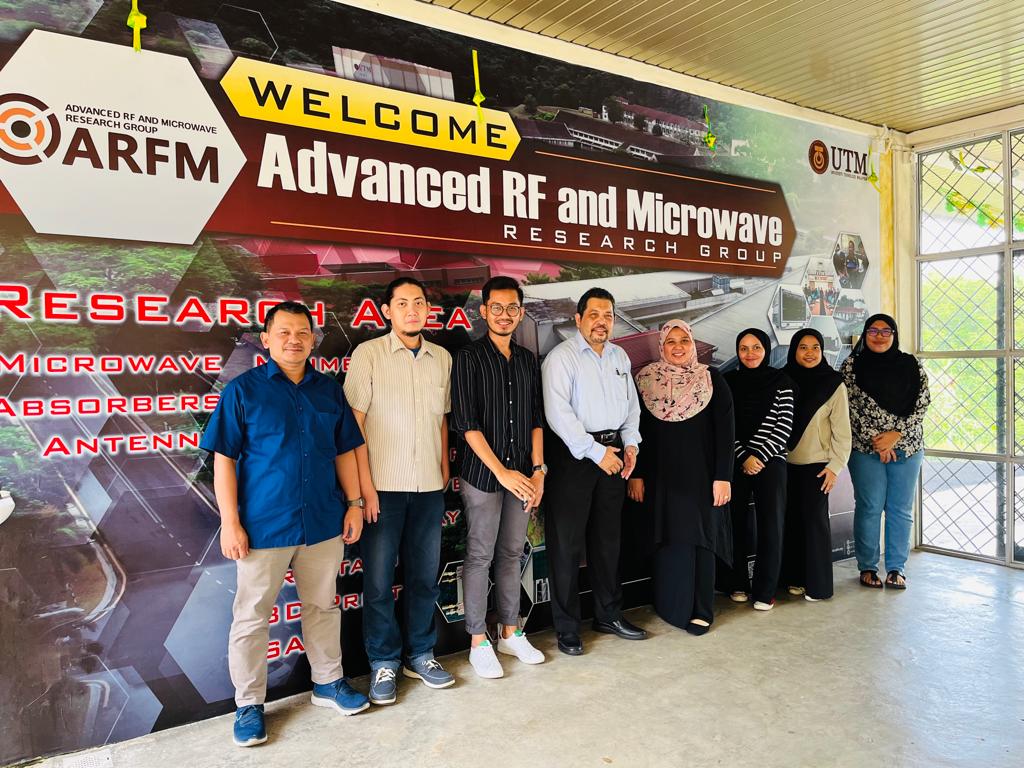 Introduction of CST Studio Suite and 5G mmWave developer kits Demo for ...